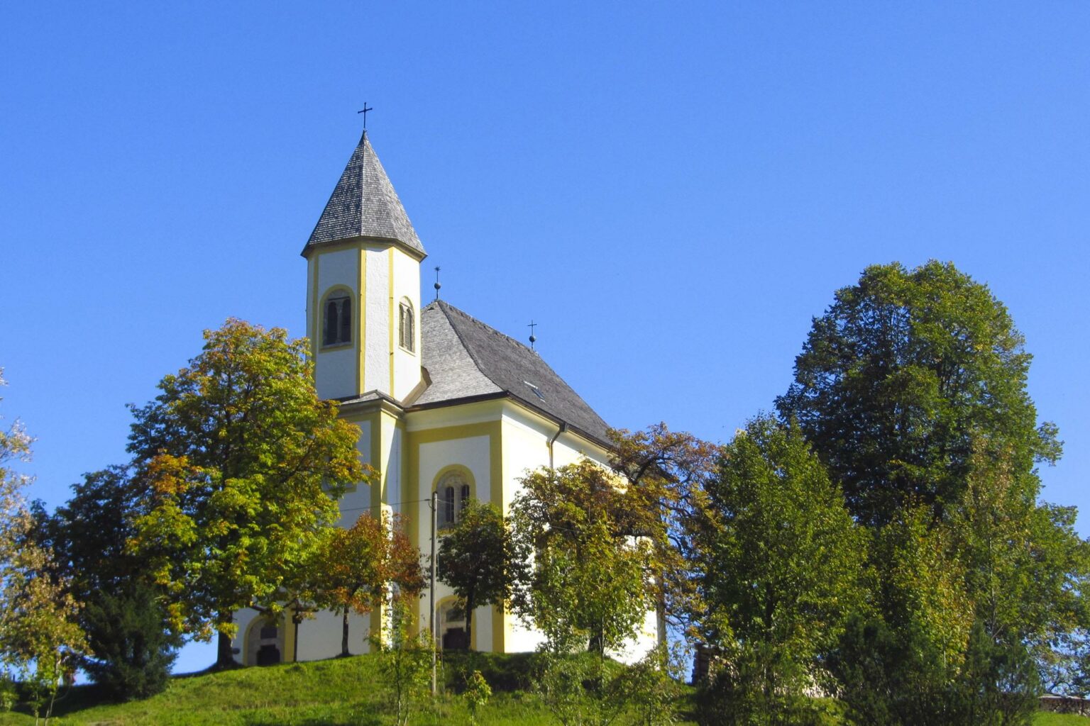 Wanderung durch die Almbachklamm und zur Kugelmühle | auf-den-berg.de