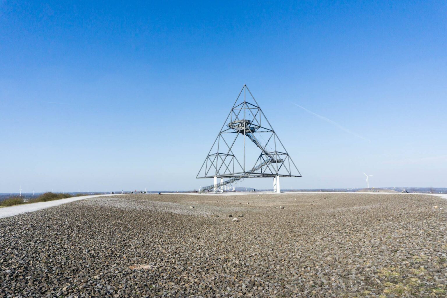Tetraeder Bottrop | auf-den-berg.de