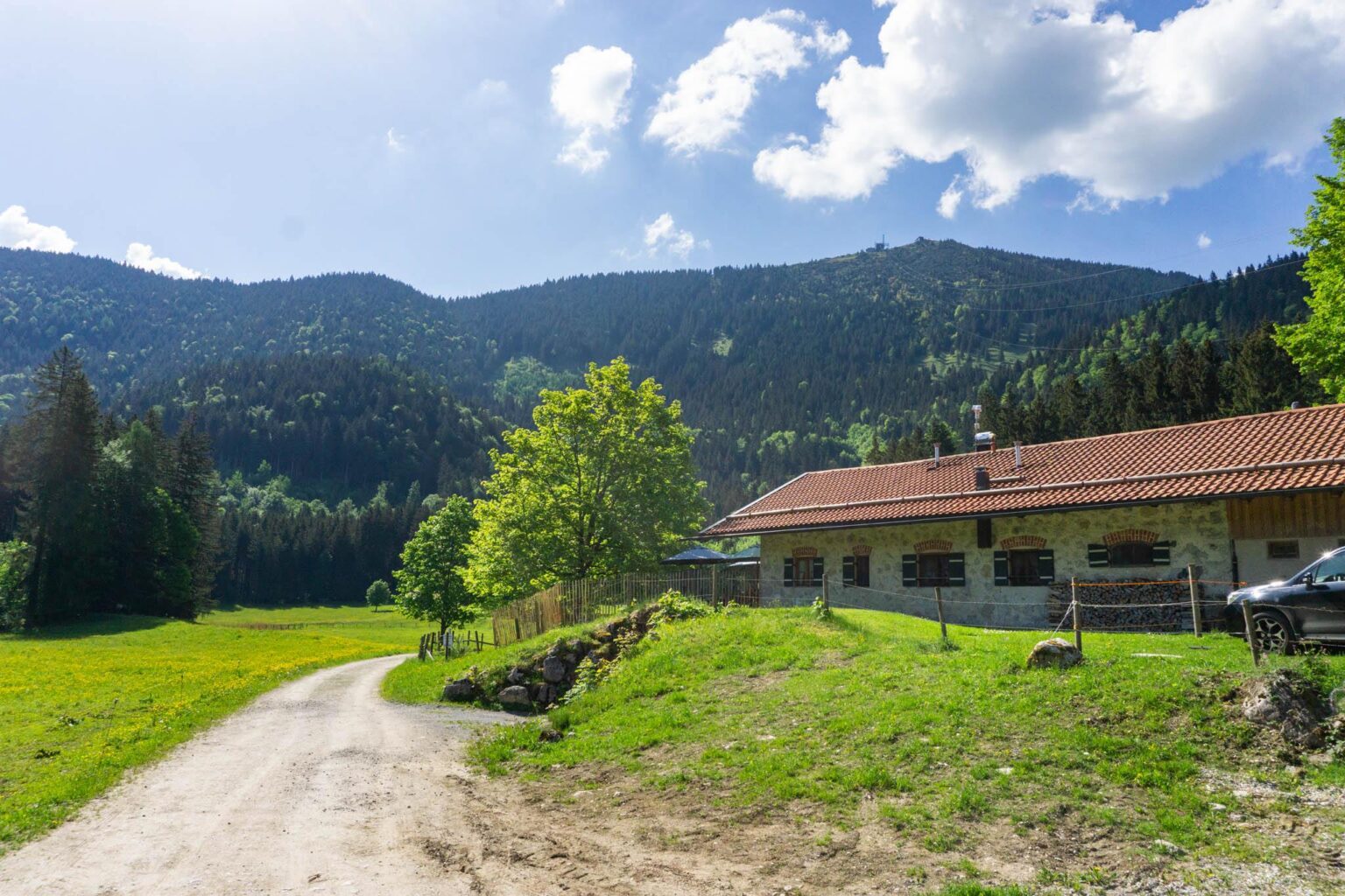 Wanderung auf die Hochries, über die Käseralm | auf-den-berg.de